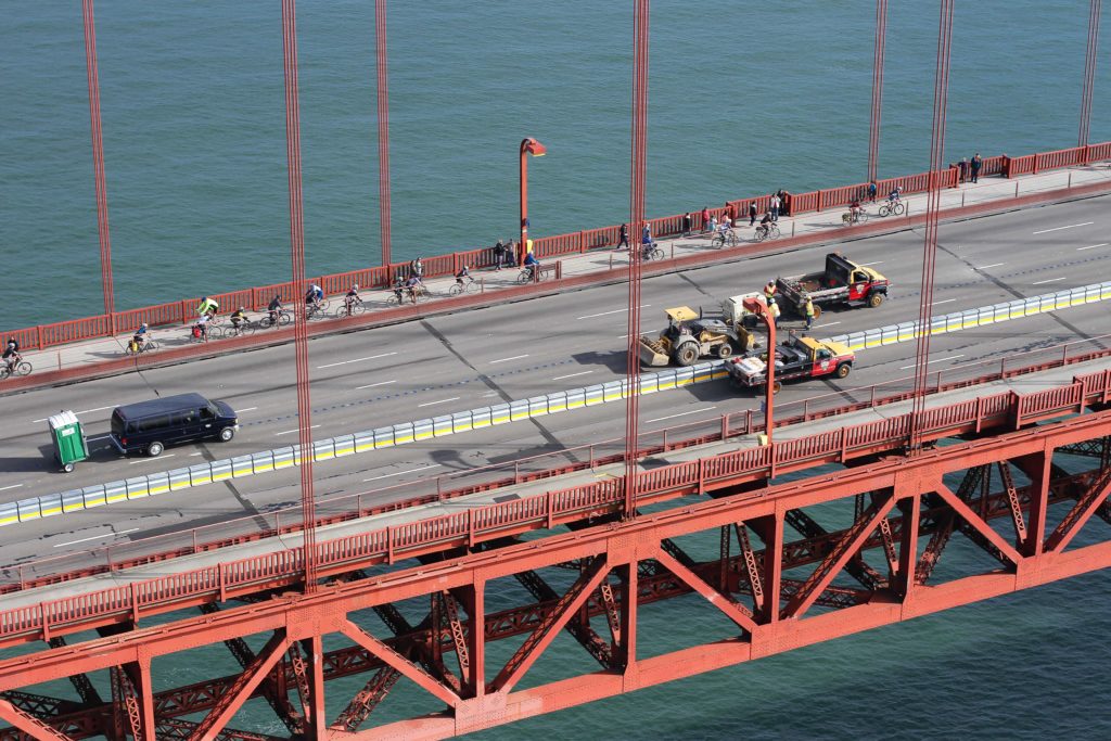 Golden Gate Bridge Movable Median Barrier - I Build America